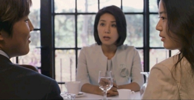 더쿠 - 영화 엽기적인그녀 감독님도 인정한 숨겨진 복선