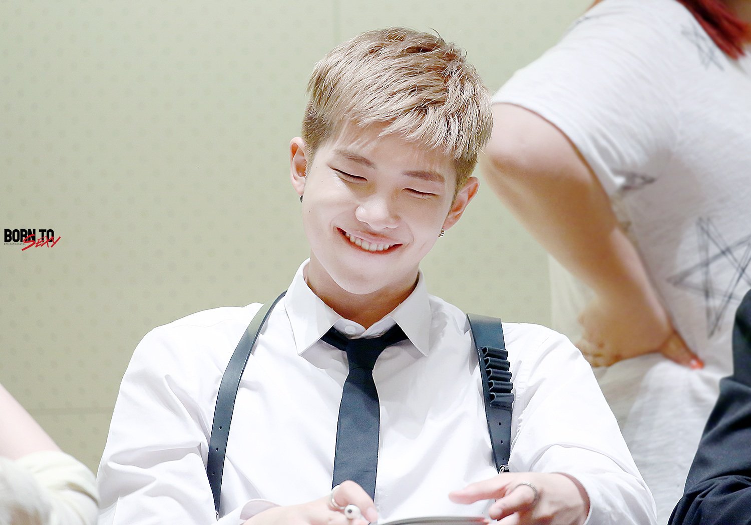 더쿠 - 와 덬들아 나 남준이 짤털 좀 할게ㅠㅠㅠㅜ