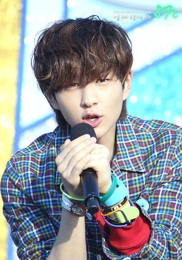 더쿠 - 샤이니 온유 인기 진짜 많았던 시절.jpg