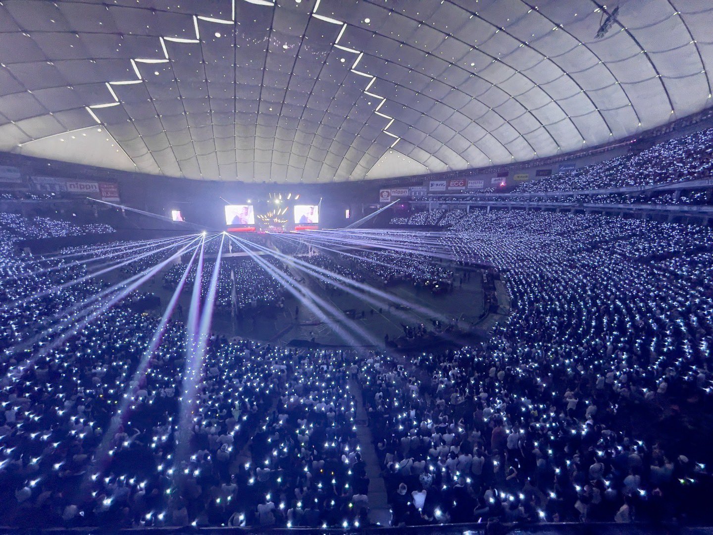 더쿠 - 에스파, 데뷔 2년여 만에 日 도쿄돔 입성…9만 관객 열광