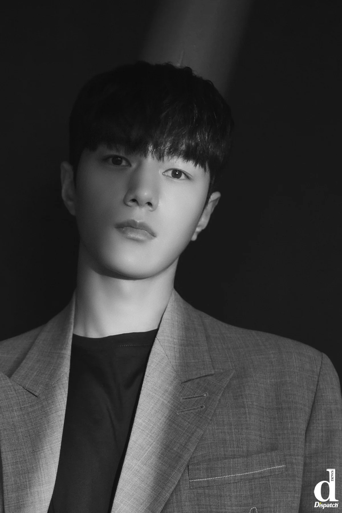더쿠 인피니트 엘 김명수 최근 디스패치 수트 화보