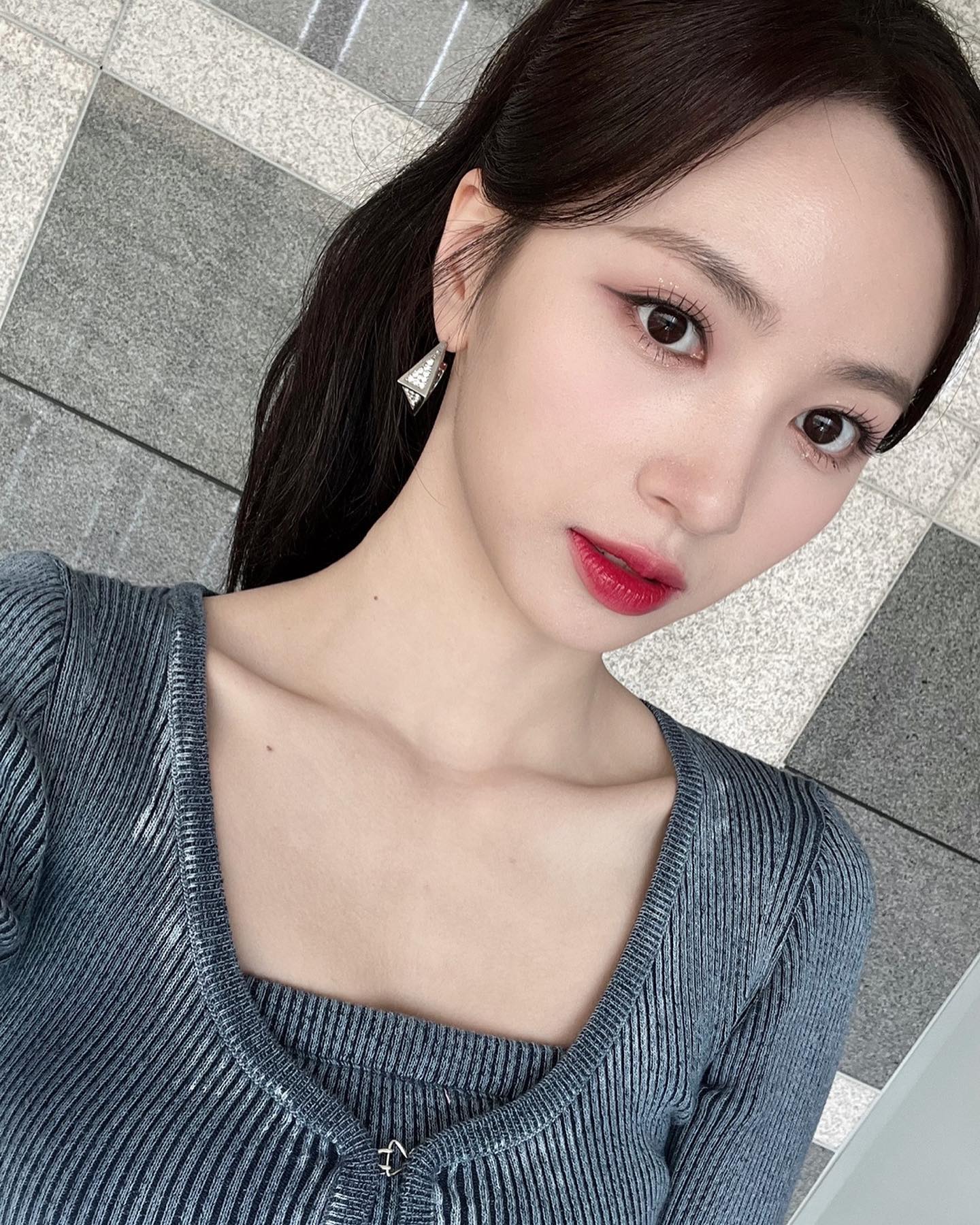 더쿠 - 개인적으로 생각하는 퀸덤퍼즐 미모멤 3명