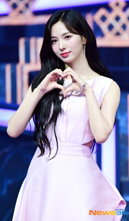 더쿠 - 개인적으로 생각하는 퀸덤퍼즐 미모멤 3명