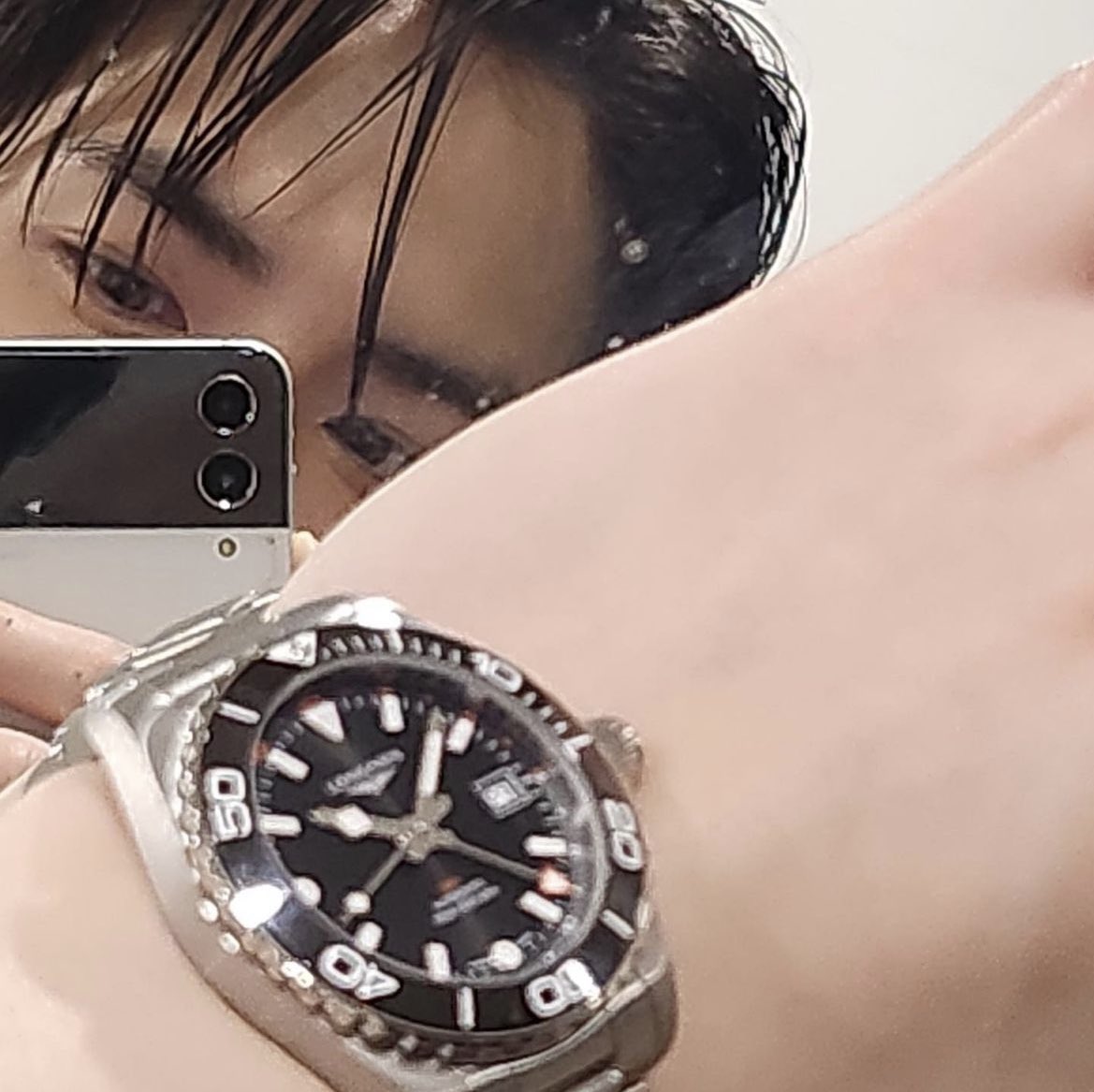 더쿠 - 더보이즈 영훈 인스타 업데이트.jpg