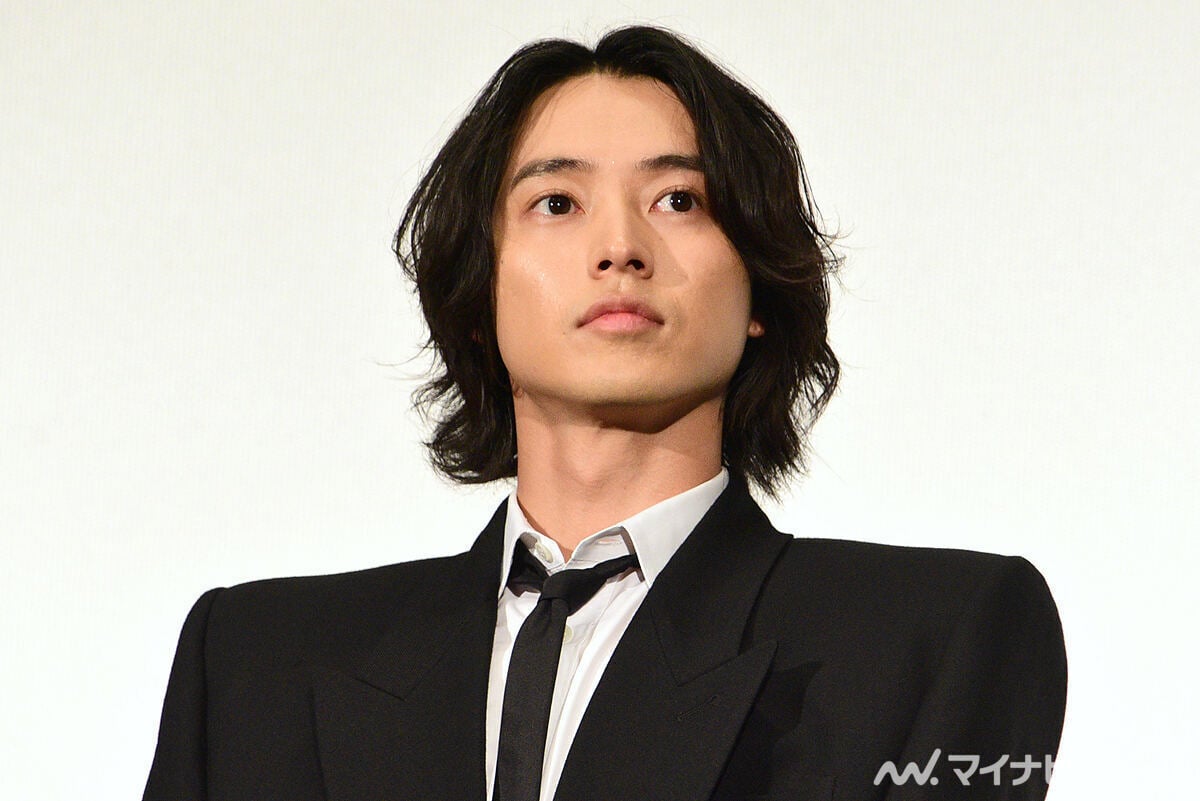 더쿠 - 영화 「킹덤 운명의 불꽃」 첫날 무대 인사 - 야마자키 켄토, 요시자와 료, 세이노 나나, 오카야마 아마네, 카타오카 ...