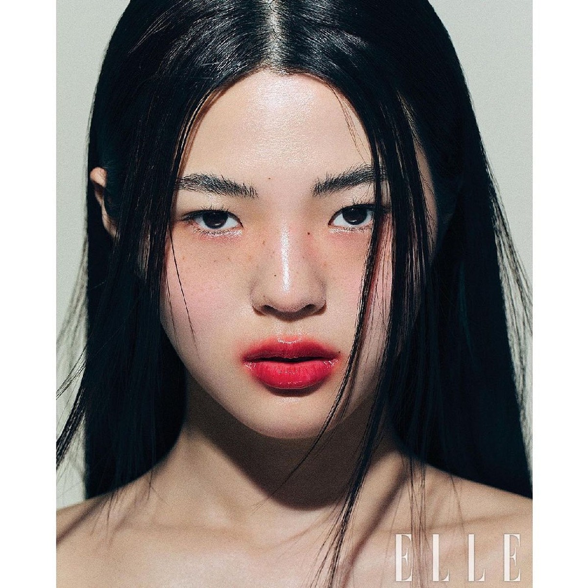 더쿠 - 펌) 한소희+김태리 섞어놓은 듯한 모델.jpg