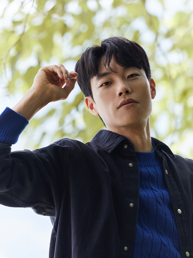 더쿠 - 폴햄 23FW 김태리x류준열 화보